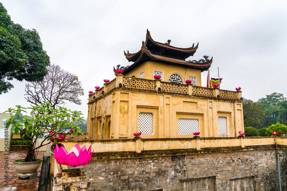 Doan Mon, the main gate of Thang Long Imperial Citadel in Hanoi ...