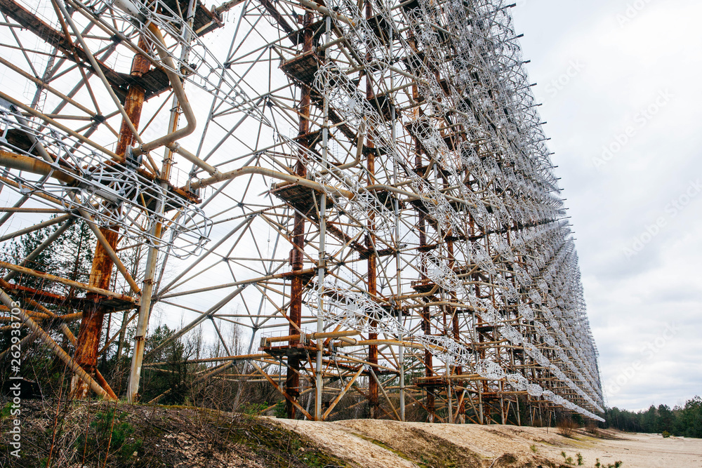 Duga was a Soviet over-the-horizon (OTH) radar system . Military ...
