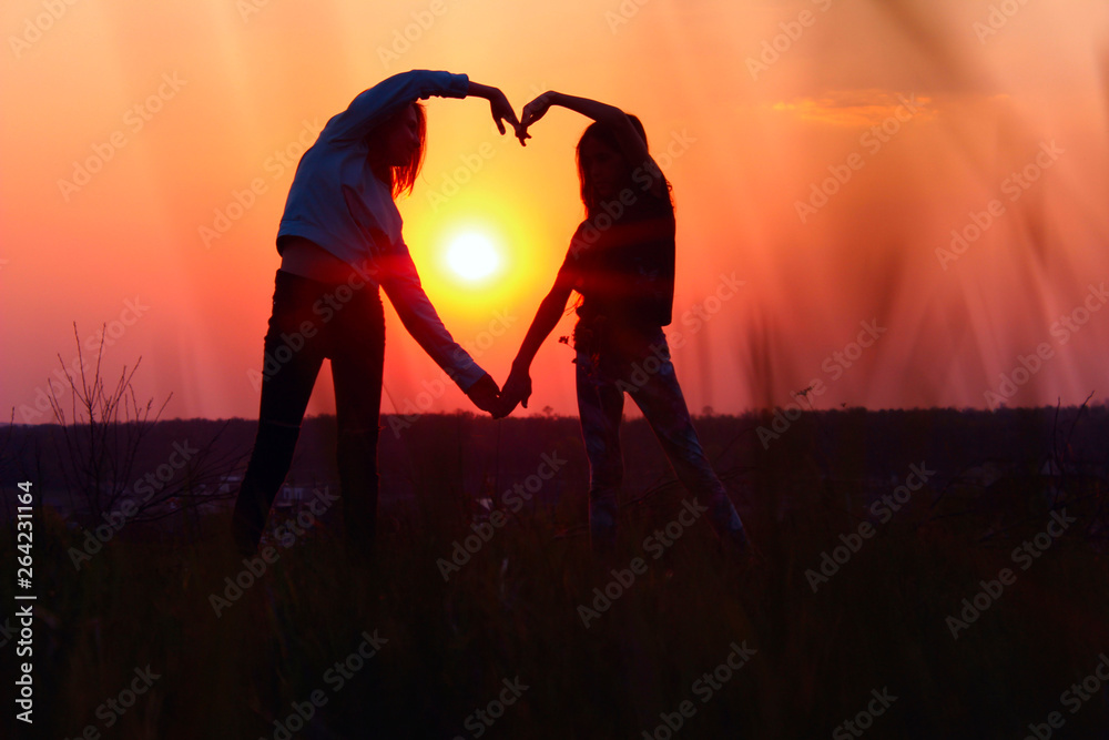 Two Girl Best Friends Silhouette
