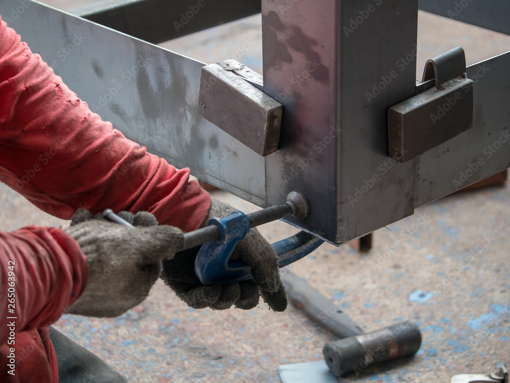 C-Clamp, workpieces C-shaped can be used for both wood and steel. C ...