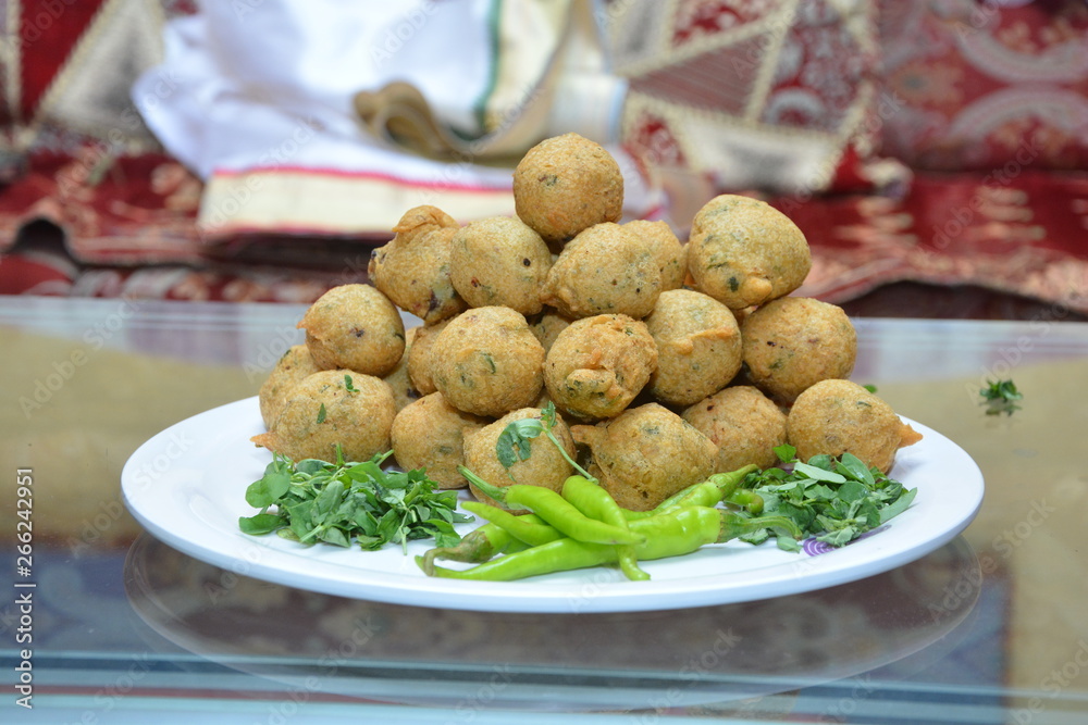Methi na Gota Recipe, Popular Indian street food, Gujarati snack Stock ...