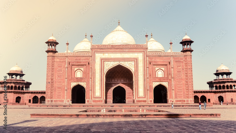 Jama Masjid (Masjid i Jahan Numa), largest mosques in India, built by ...