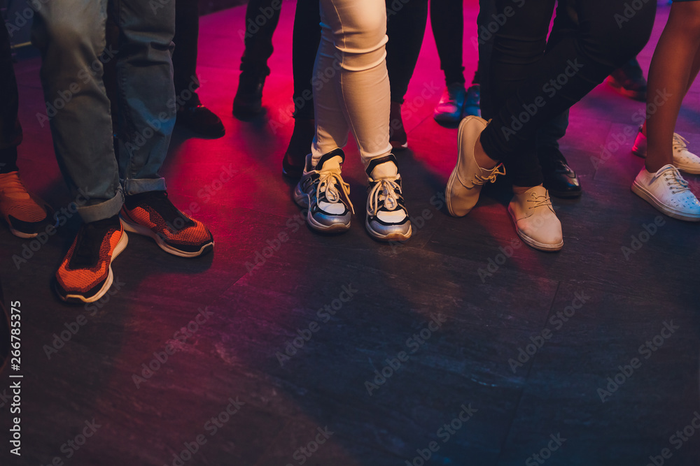 Beautiful female slim feet girls, please see some of my other parts of ...