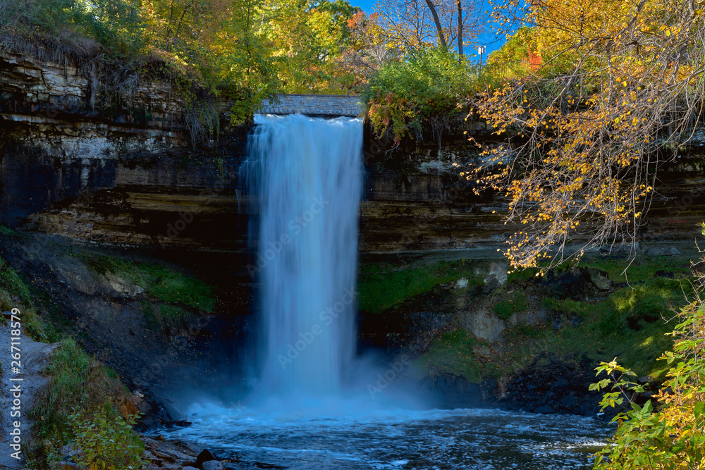 minnehaha falls drops 53 feet over limestone cliffs, on its way toward ...