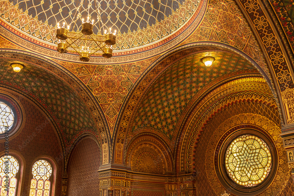 Remarkable beautiful golden interior view of Spanish Synagogue ...