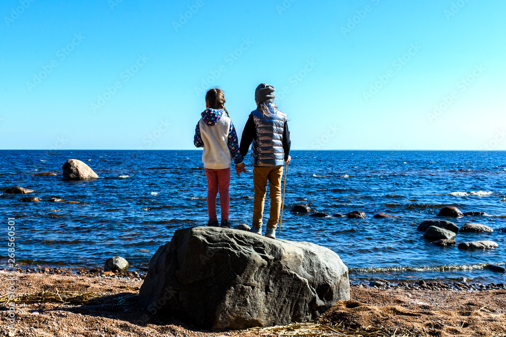 the best friends in the world, closeness and feelings are bound by ...