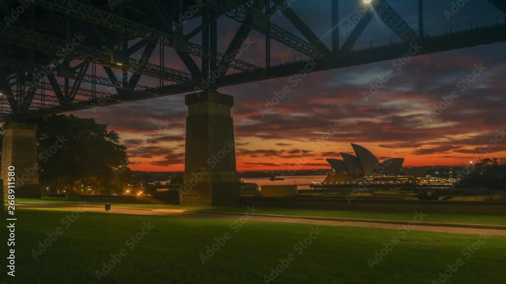 Peaceful morning timelapse with view of Sydney Opera House from ...