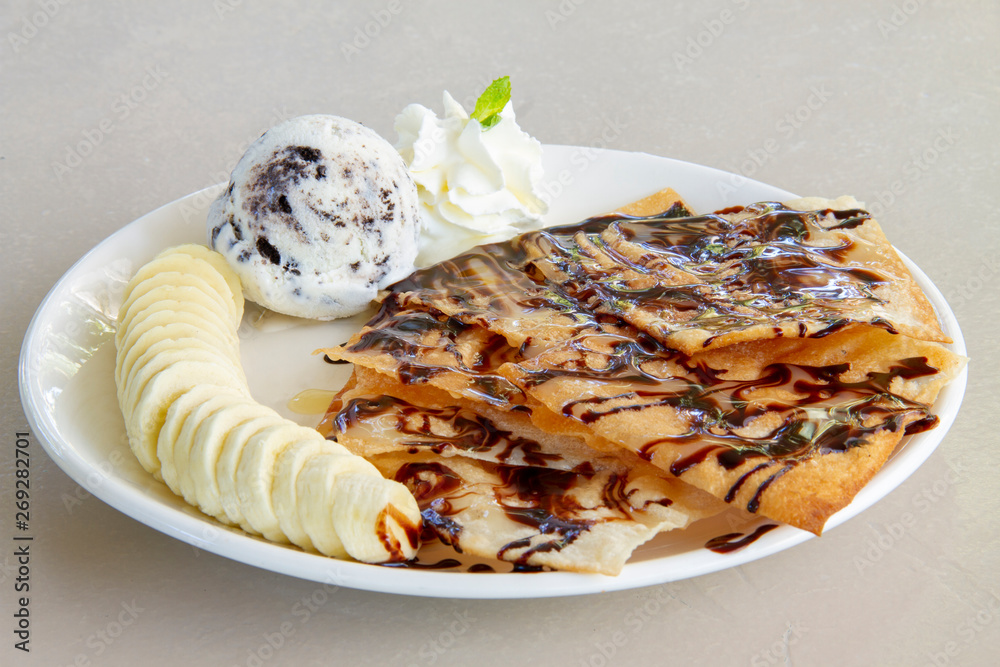 Crispy homemade roti - flat bread - thai halal dessert Stock Photo ...