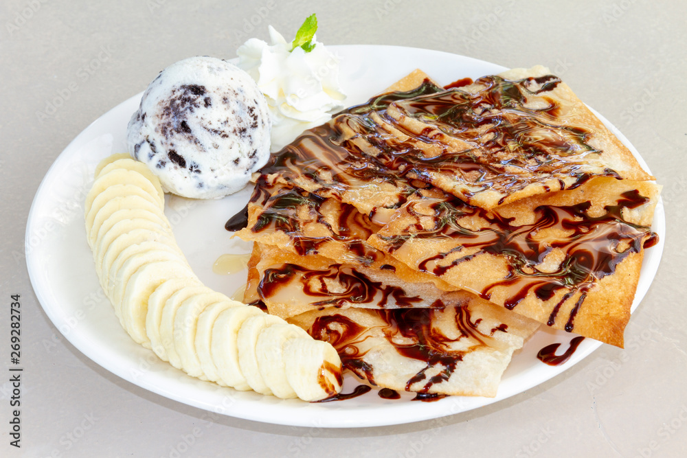 Crispy homemade roti - flat bread - thai halal dessert Stock Photo ...