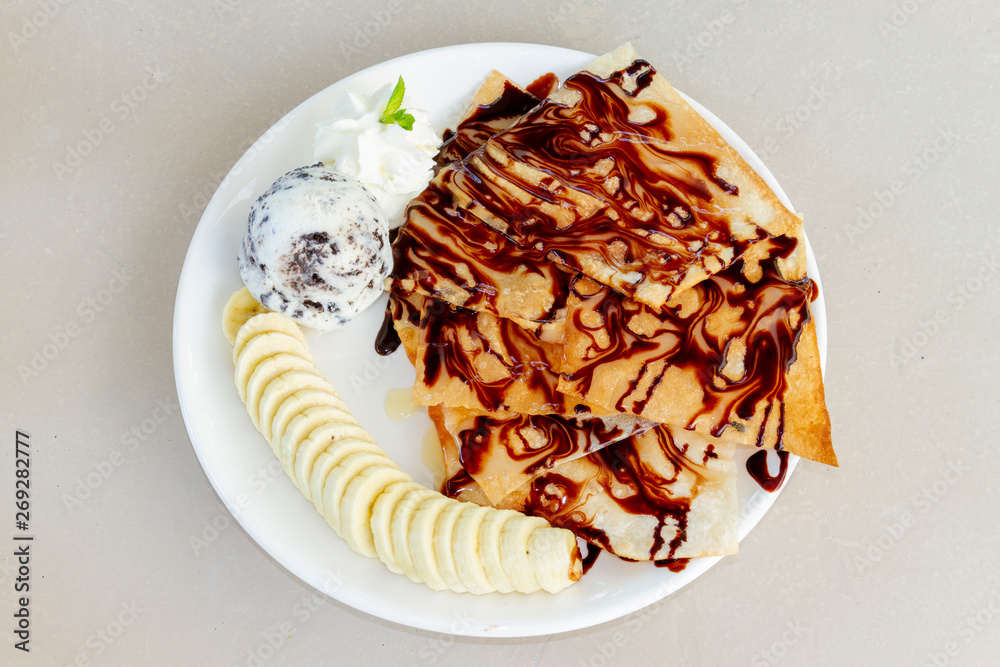 Crispy homemade roti - flat bread - thai halal dessert Stock Photo ...