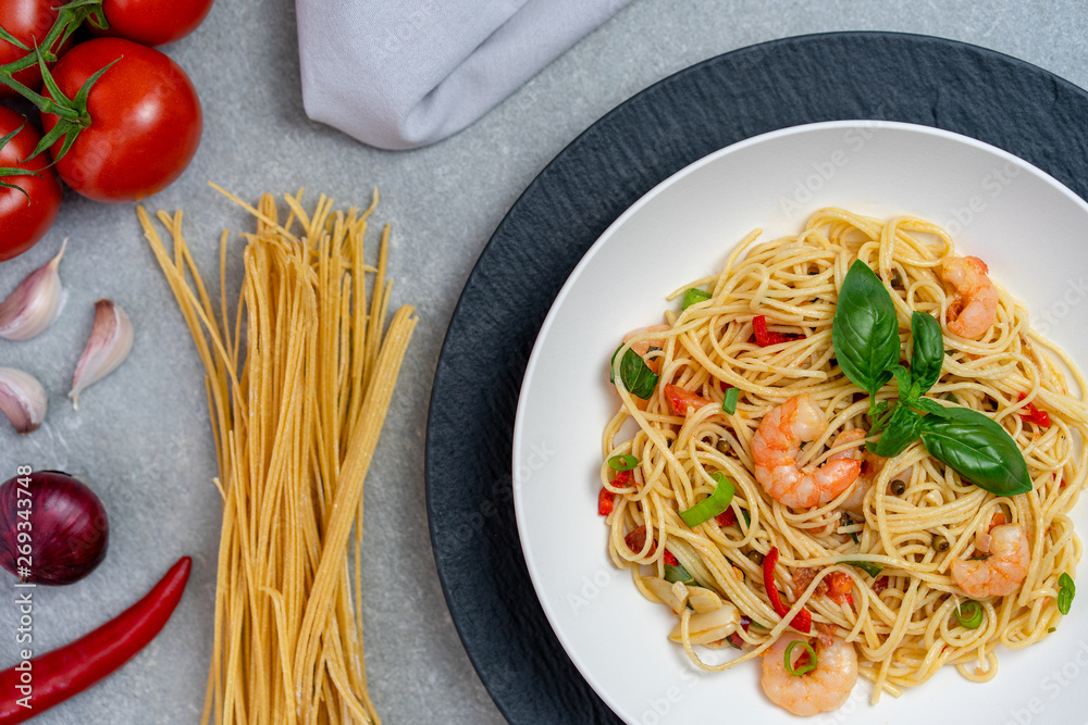 Elegantes Scampi Mit Spaghetti Rezept Fotos