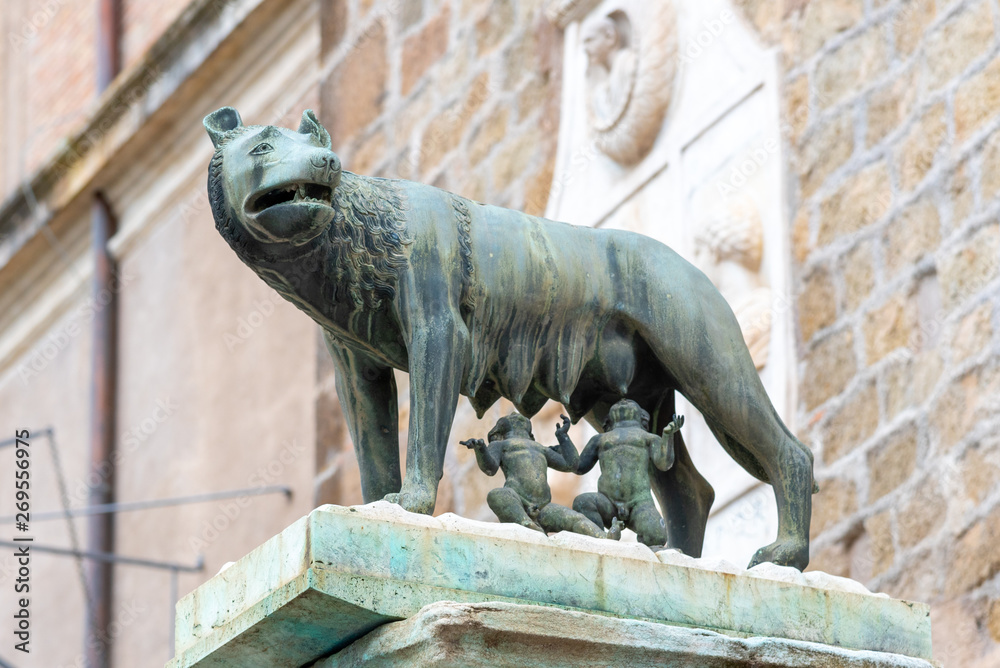 Capitoline Wolf, Italian: Lupa Capitolina - bronze sculpture of she ...