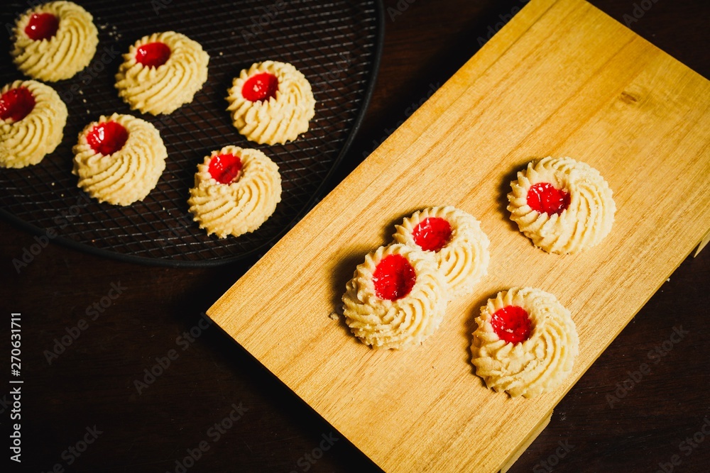 Kuih Semperit is a Malaysian traditional cookie, traditionally served ...