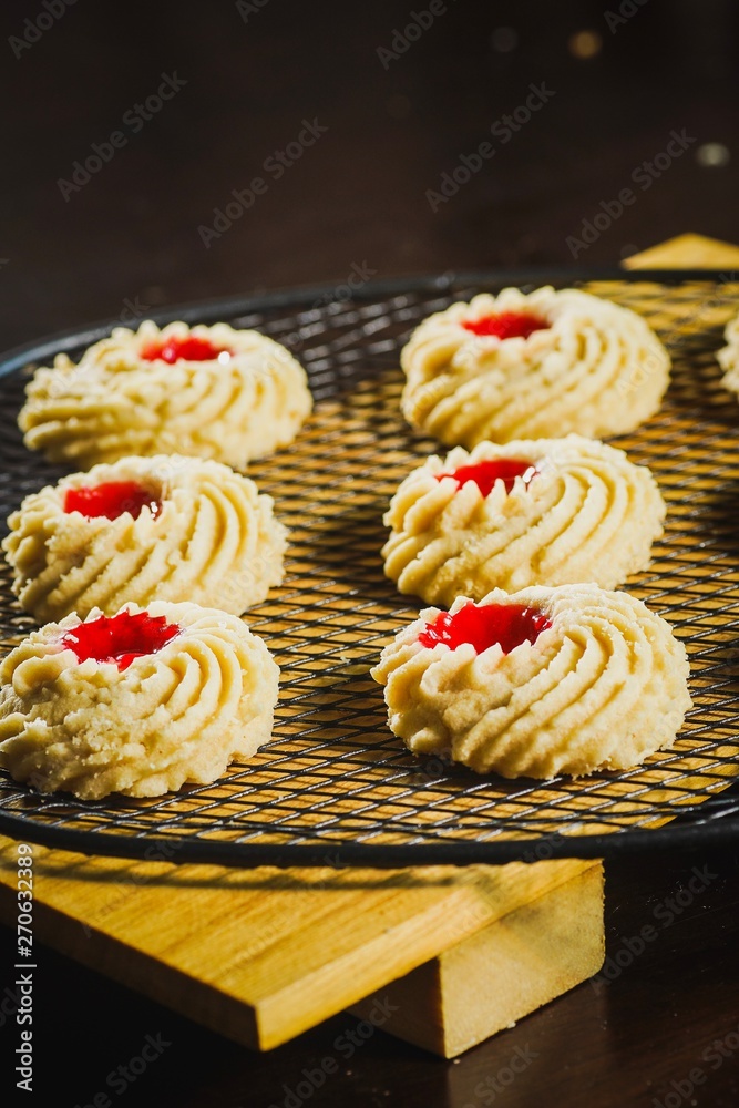 Kuih Semperit is a Malaysian traditional cookie, traditionally served ...