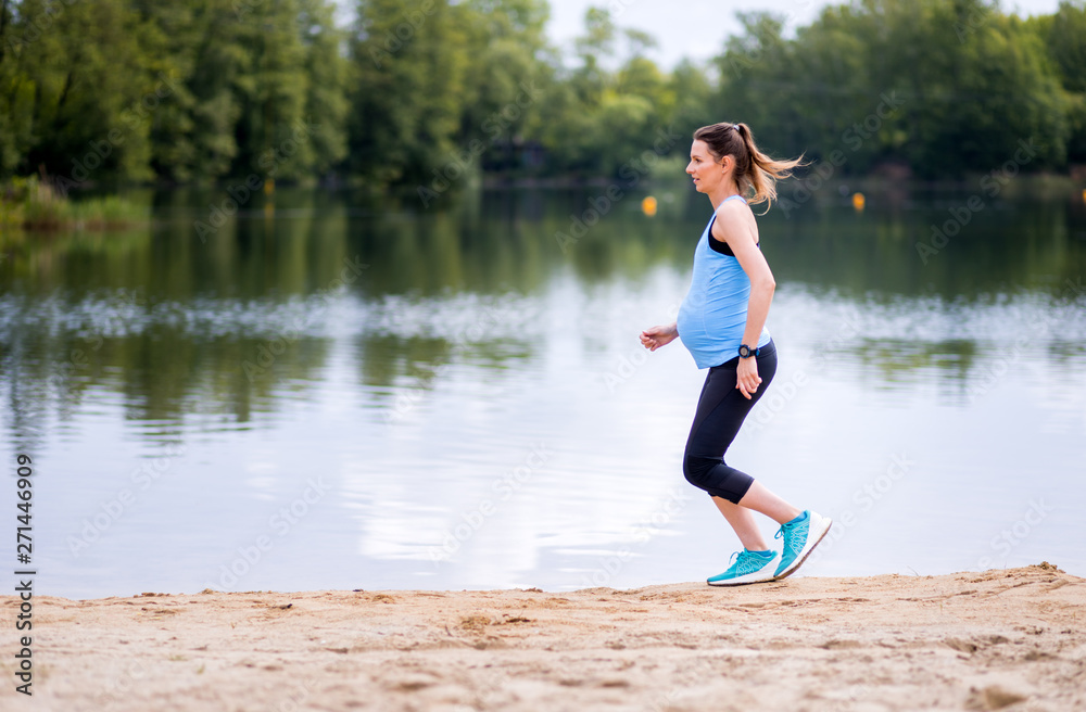 Pregnat Women Jogging
