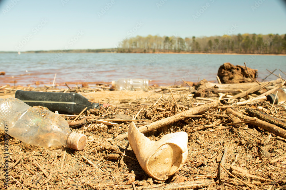 Polluted Shoreline on West Point Lake in LaGrange Georgia Stock Photo ...