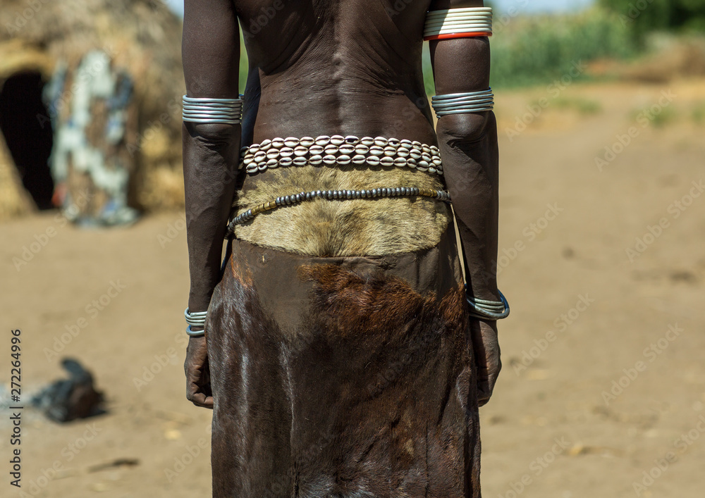 Nyangatom tribe woman with traditional skirt, Omo valley, Kangate ...