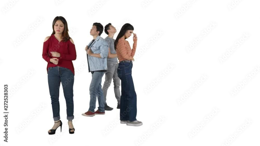 Vidéo Stock Group of young people looks confused, thinking in the ...