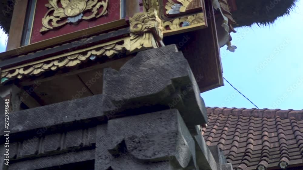 Wideo Stock: Tile roof of balinese temple architecture on tropical ...
