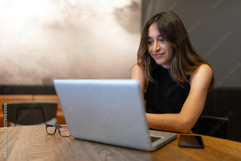 Business woman work process concept. Shocked female freelancer stares ...