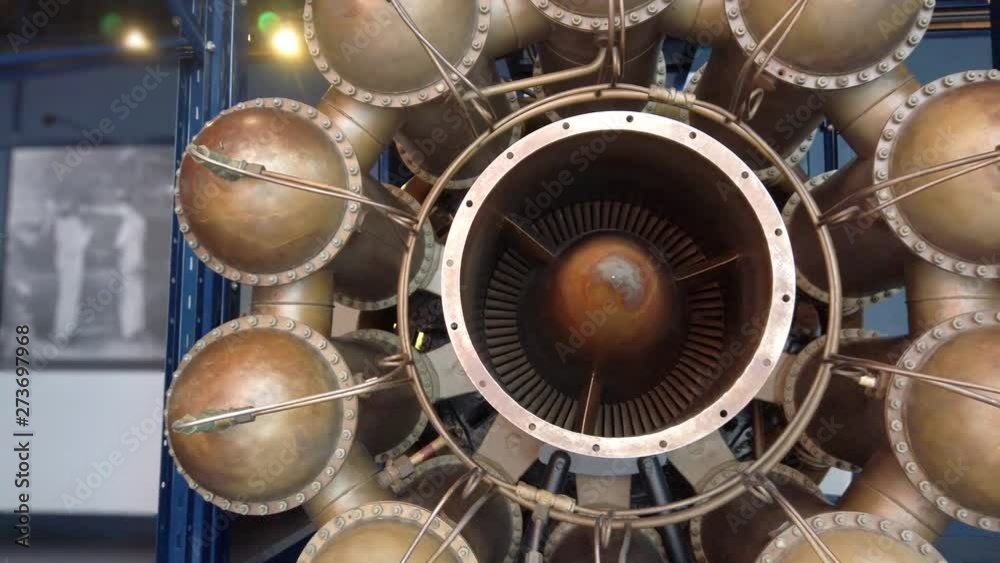 Vidéo Stock Whittle jet engine. One of the first jet engines. Designed ...