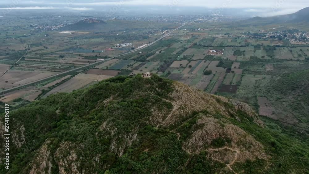 Cerro Danush at the site of Dainzú-Macuilxóchitl in Oaxaca, Mexico vídeo de Stock | Adobe Stock