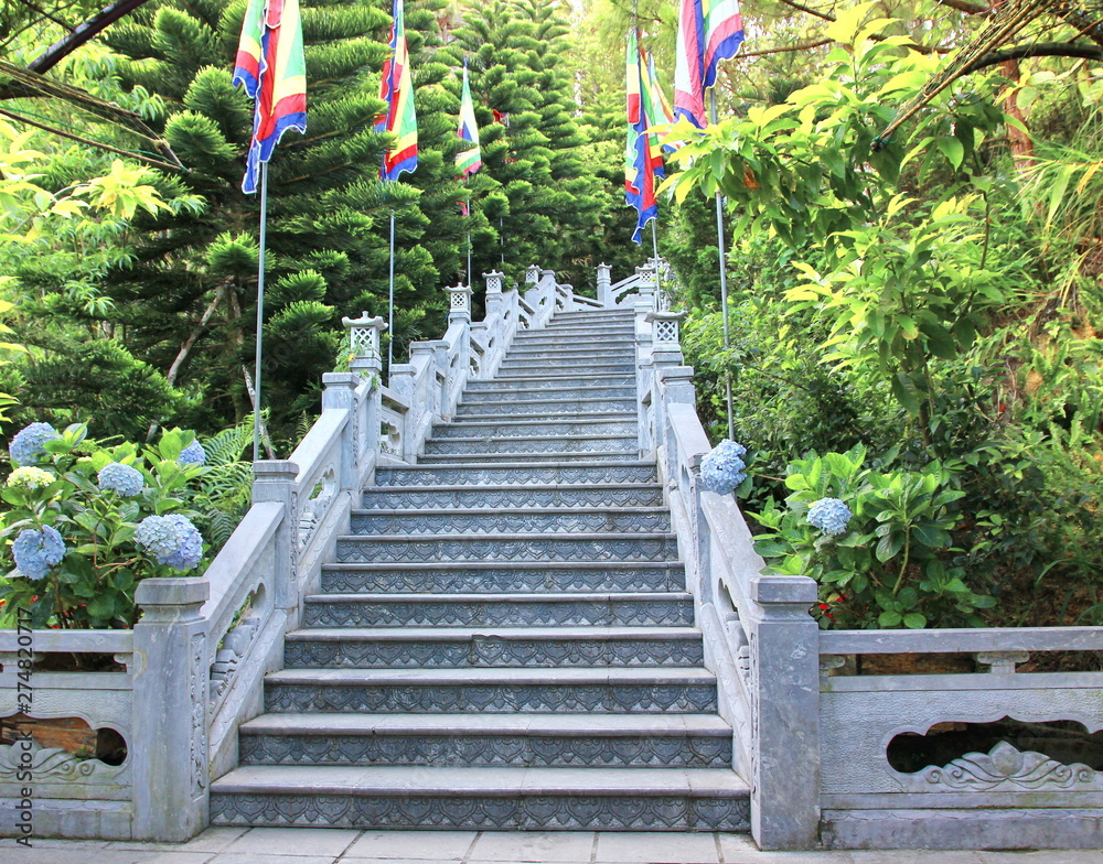 the architectuer Chinese style ,gragon cared stone ,staircase,walk way ...