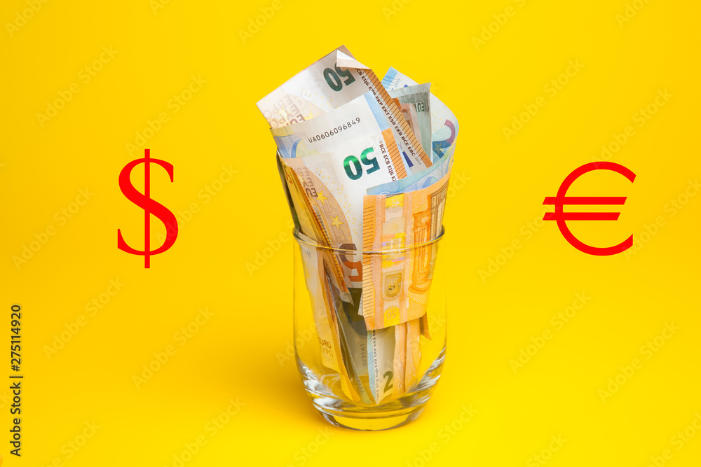Billetes De 50 Euros De 20 Euros De 5 Euros De 100 Euros Dinero billetes-de-50-euros-de-20-euros-de-5-euros-de-100-euros-dinero