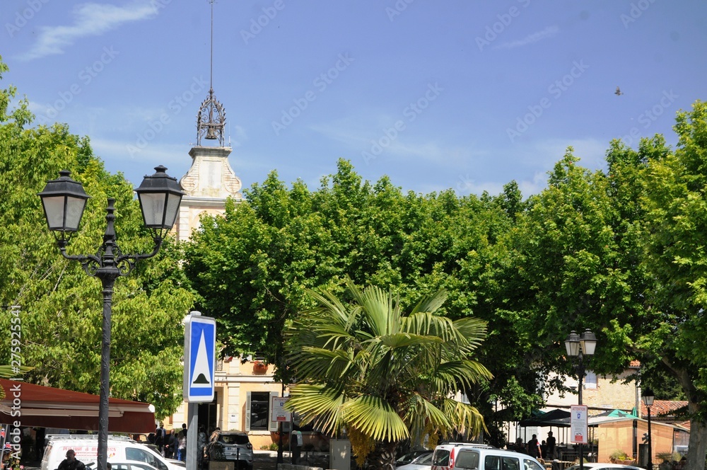 Villages de Montauroux, Cayan et Callas dans le Var (Midi de la France ...