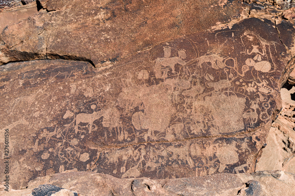 6000 year old stone age rock carvings showing a map of the location of ...