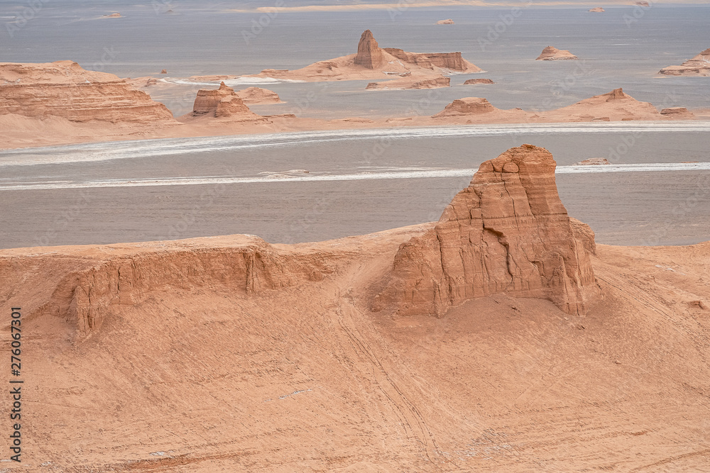 unsurpassed landscapes of sandy rocks in Dasht-e-Lut, Lut desert ...