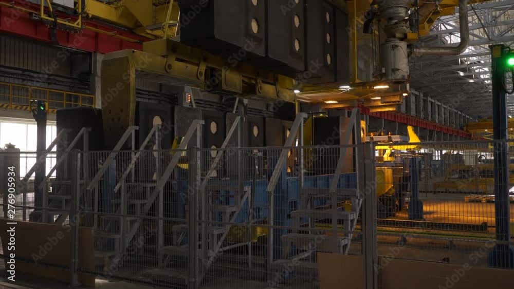 Aluminum plant. Automatic line for the production of anode paste and ...