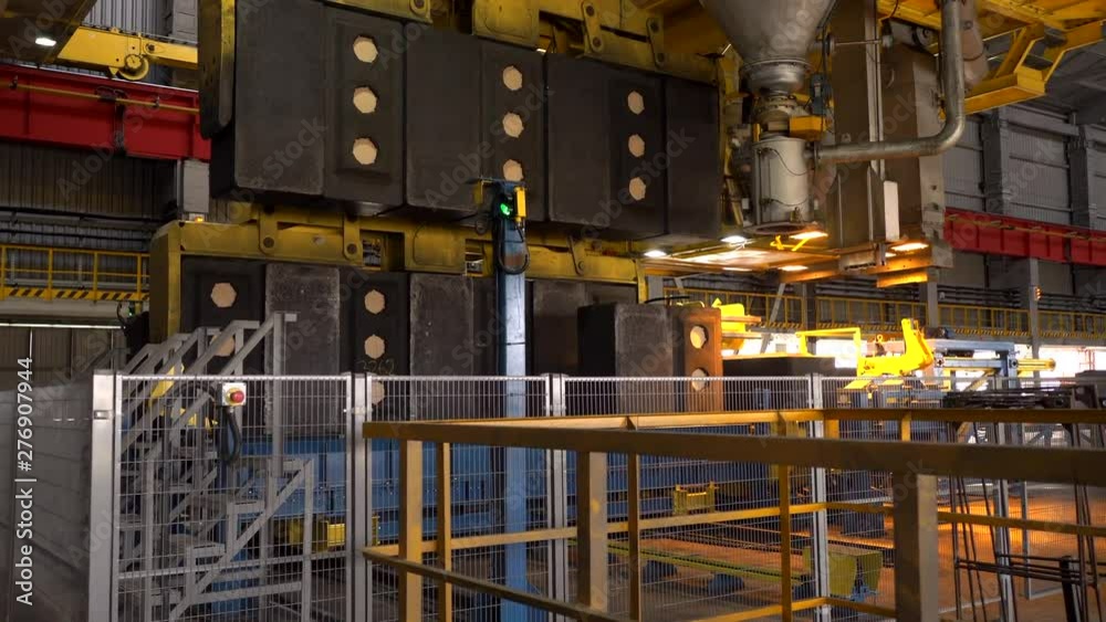 Aluminum plant. Automatic line for the production of anode paste and ...