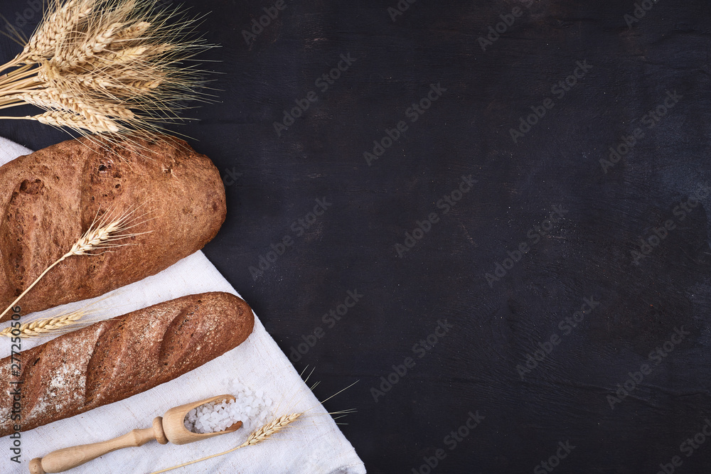 Bread border on wood with copy space background. Brown and white whole ...