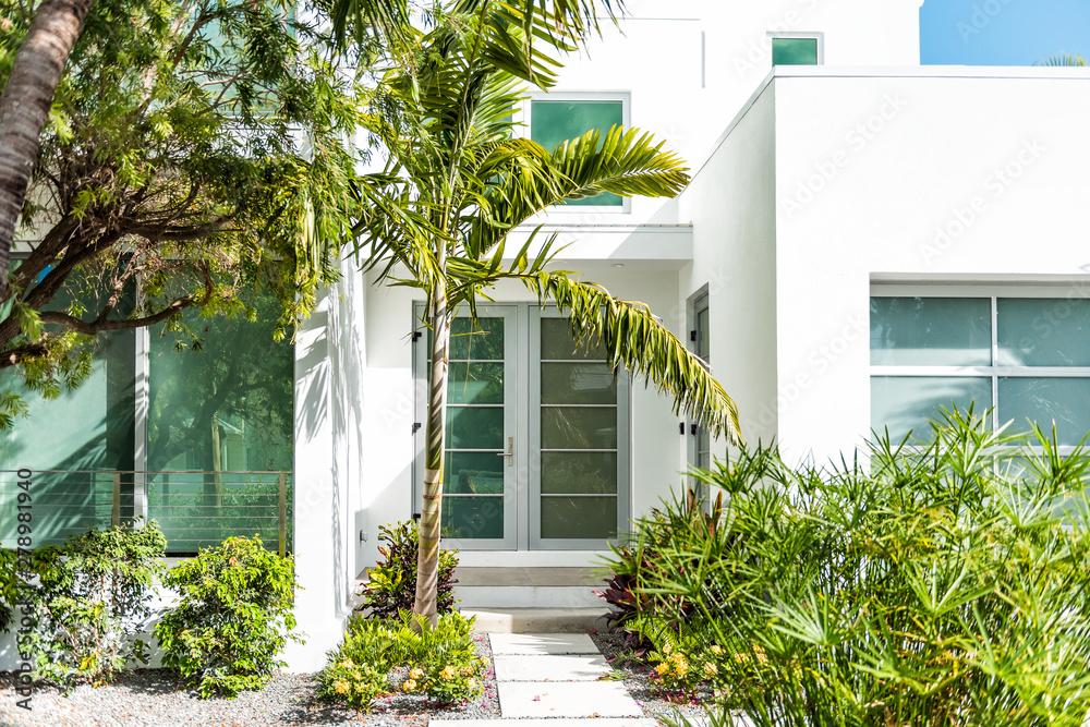 Luxury modern entrance architecture of house in Florida city island on ...