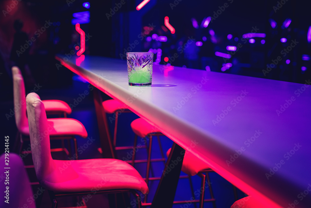 Lounge Bar Party