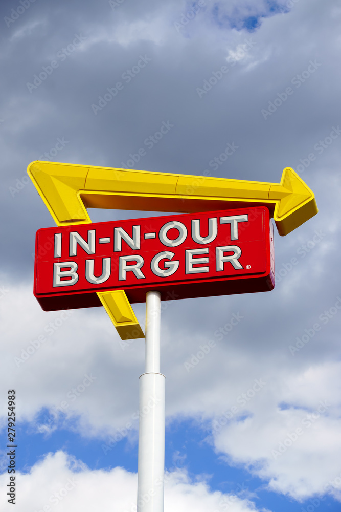 In-N-Out Burger Exterior Sign Stock Photo | Adobe Stock