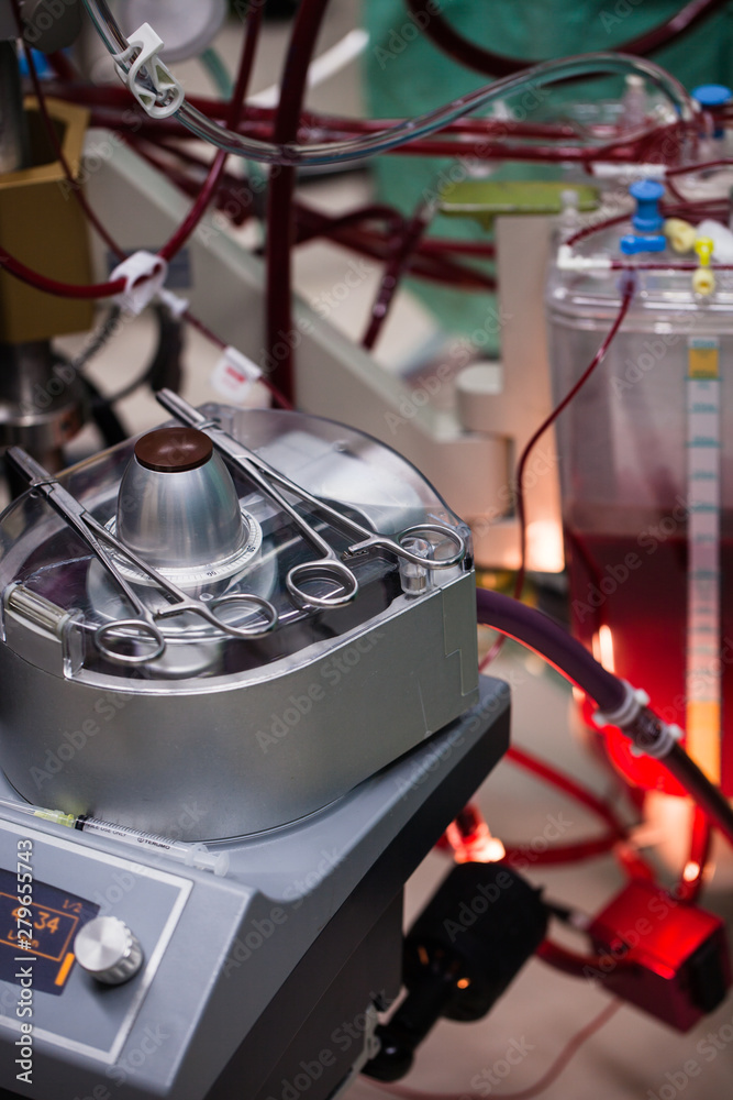 cardiotomy reservoir of oxygenator is a part of heart lung machine ...