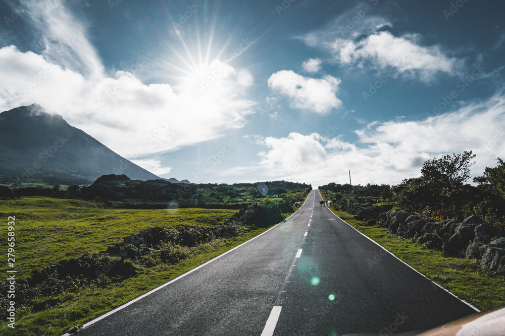 Straight EN3 longitudinal road northeast of Mount Pico and the ...