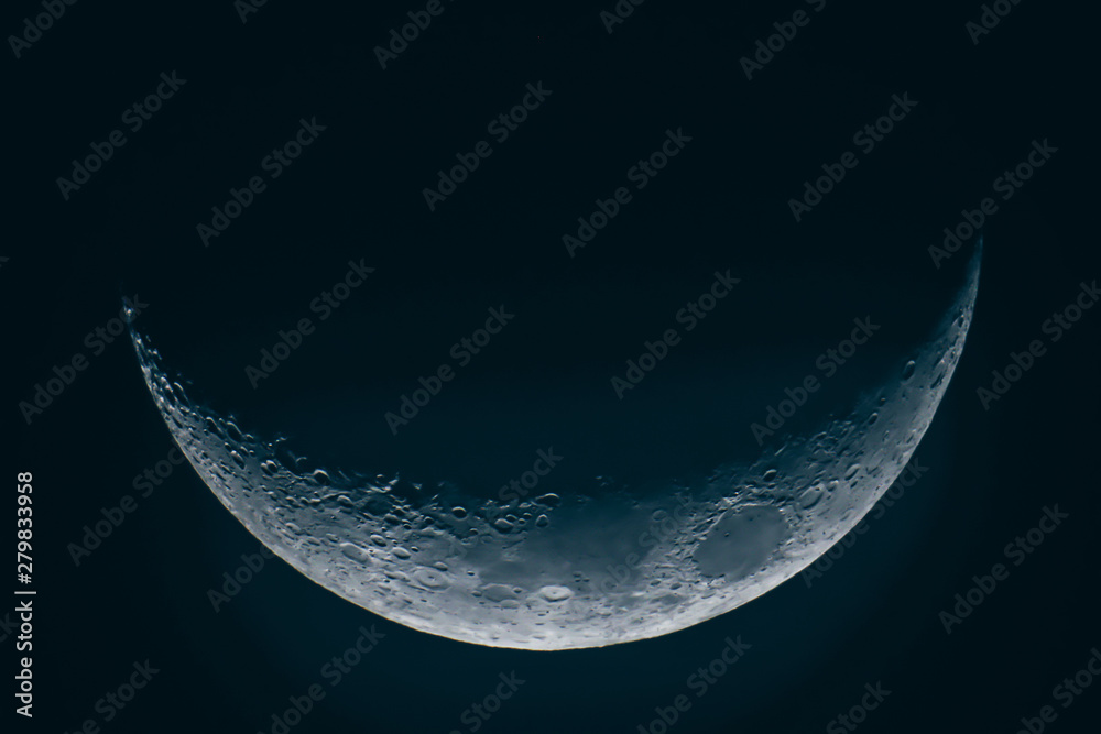Detailed moon picture, Half Moon Background / The Moon is an ...