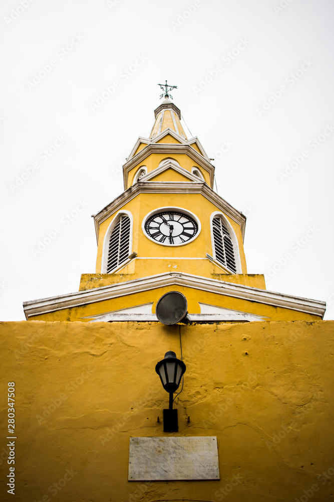 torre del reloj Stock Photo | Adobe Stock
