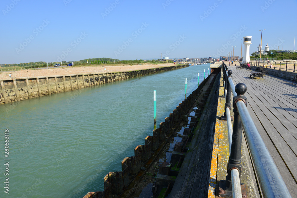 littlehampton,pier,boardwalk,outdoors,west sussex,tourism,blue,travel ...