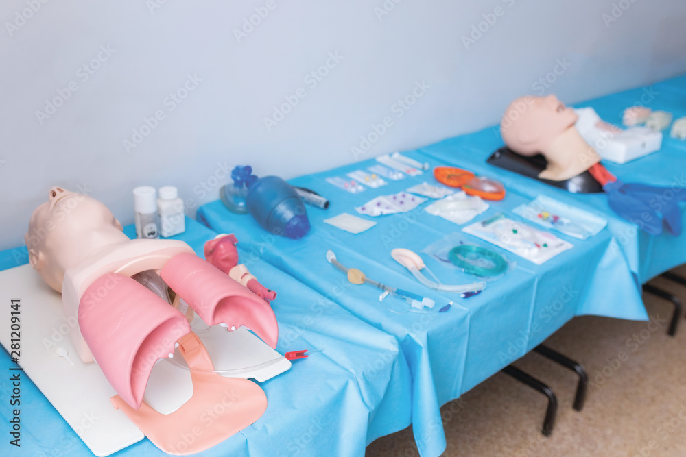 help emergency with complications in the respiratory tract ...