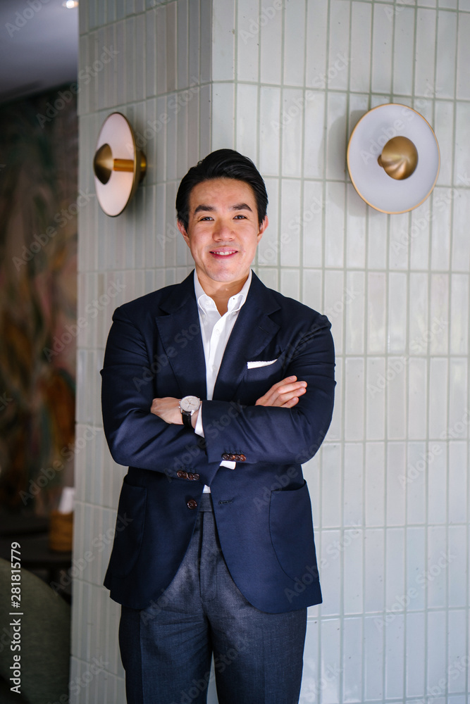 Foto de Portrait of a handsome, good looking and attractive Chinese ...