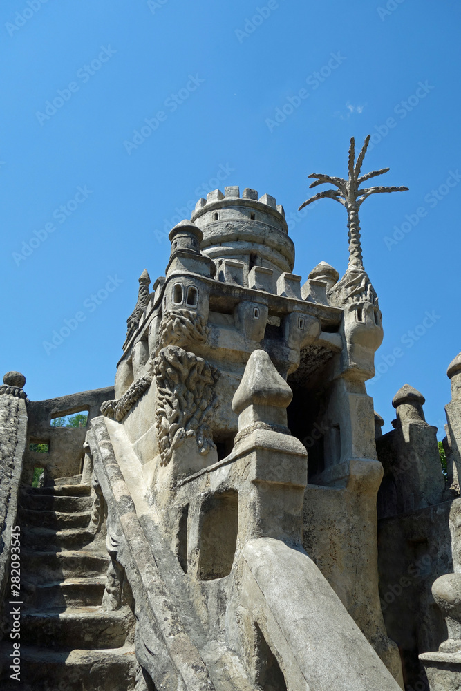 Palais idéal von Ferdinand Cheval in Frankreich Stock Photo | Adobe Stock