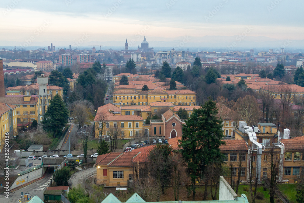A view of the hospital of the Ospedale San Matteo (Saint Matthew ...