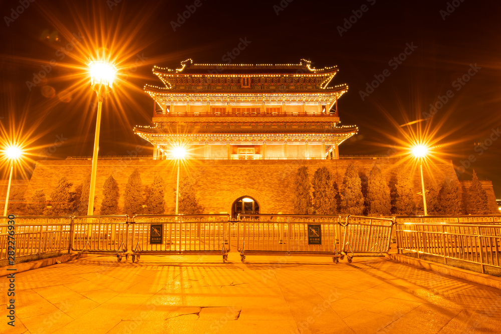Foto de The ancient traditional Chinese Arrow Tower in the night, as ...