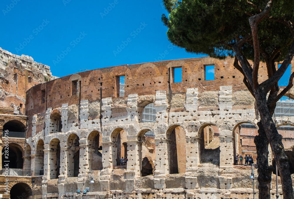 Coliseu de Roma uma obra de arquitetura e engenharia que encanta até os ...
