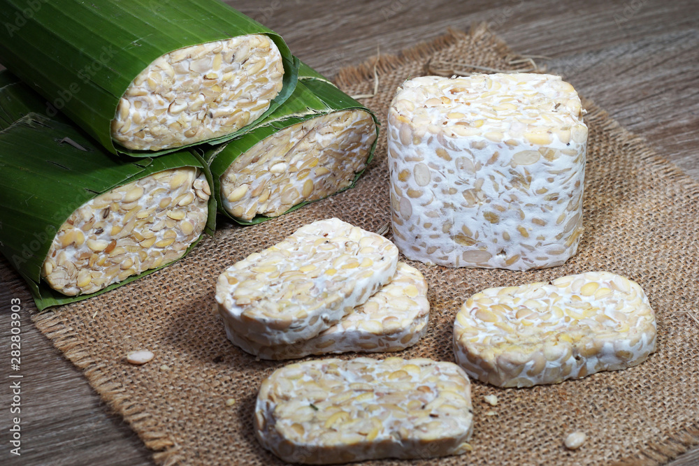 slices of raw tempeh a traditional food of Indonesia Stock Photo ...