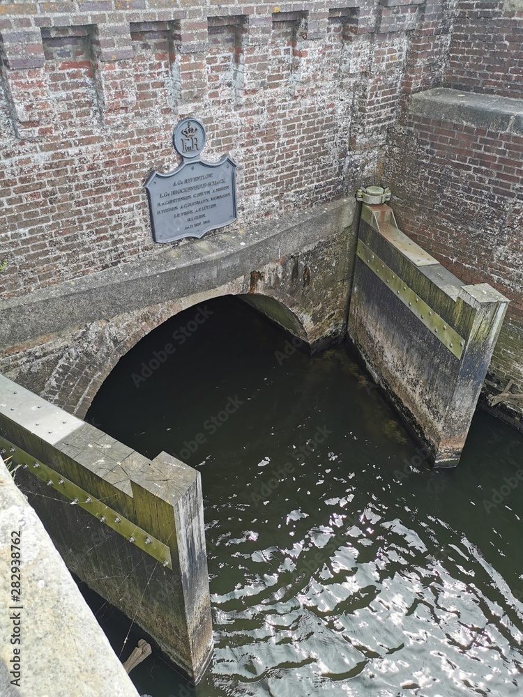 Hoyer Schleuse / Højer Sluse in der Marsch bei Tønder/Tondern in ...